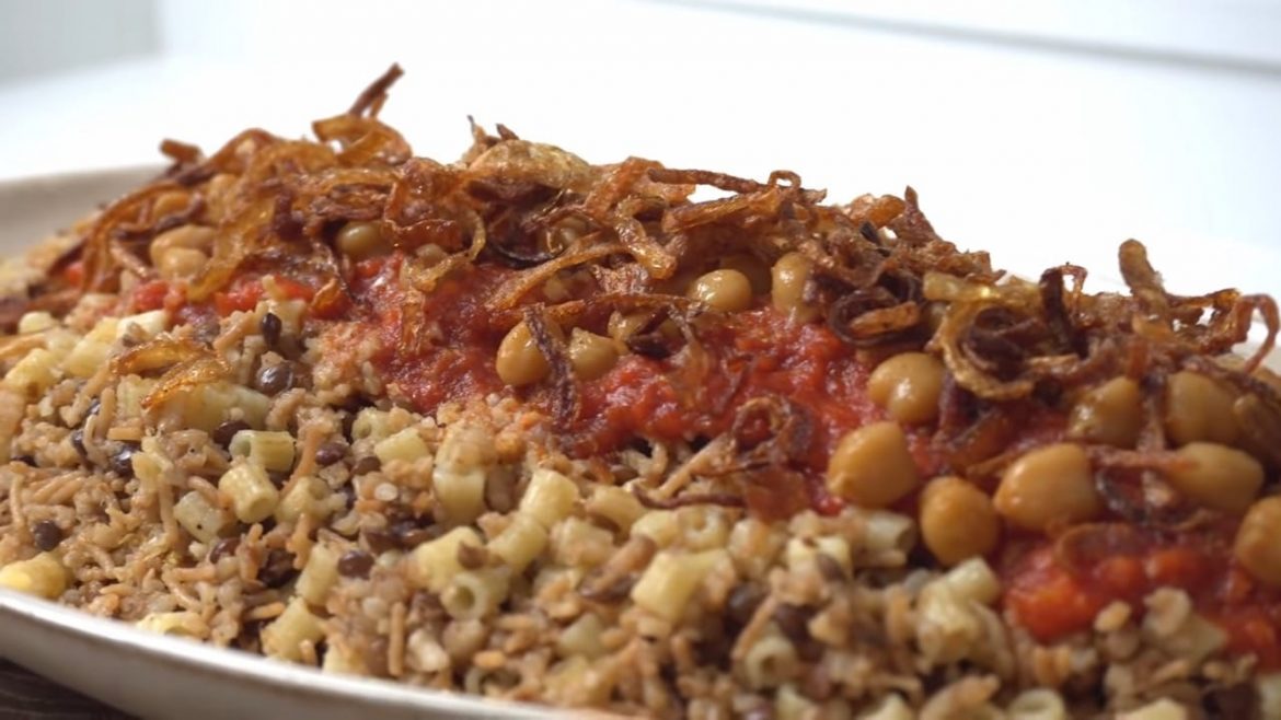 The BEST Koshari in the world : Book Recipes